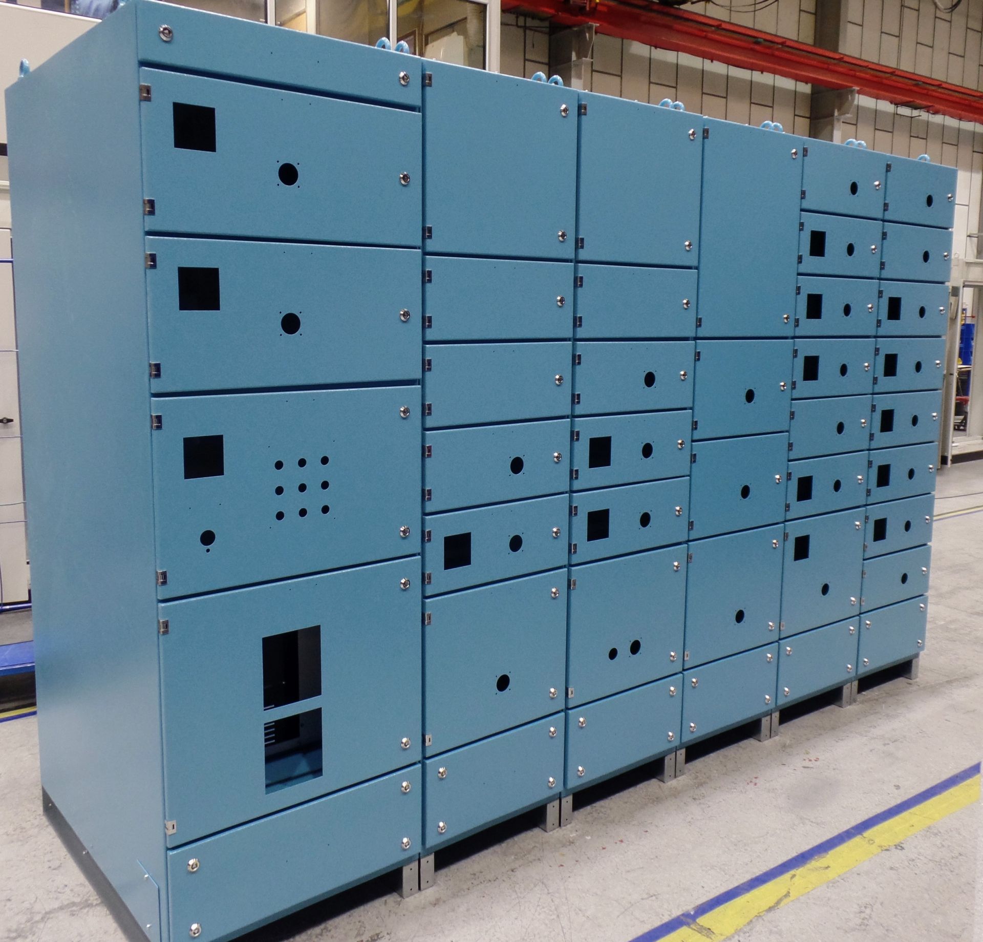 Low Voltage Custom Switchboard Enclosures | Switchgear UK | A & T ...